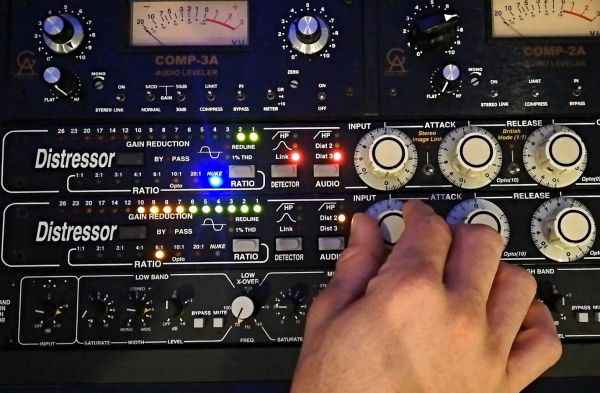 MIXING MODERN ROCK With David Gnozzi - Pro Mix Academy