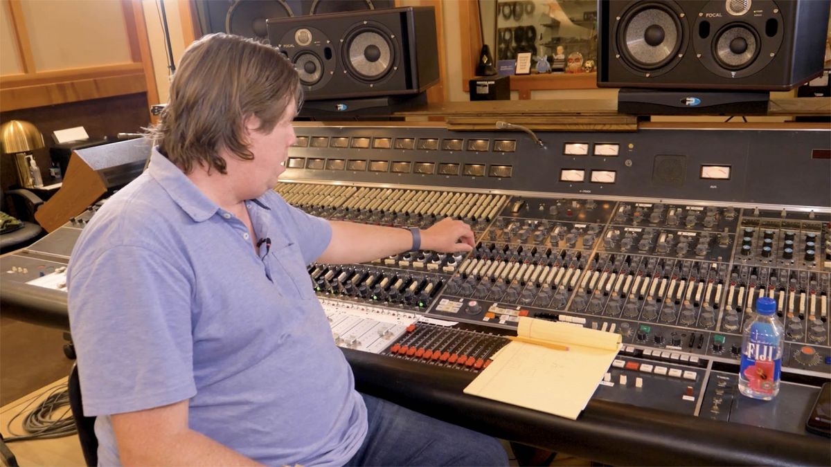 Recording & Mixing at Studio 606 with Darrell Thorp - Pro Mix Academy