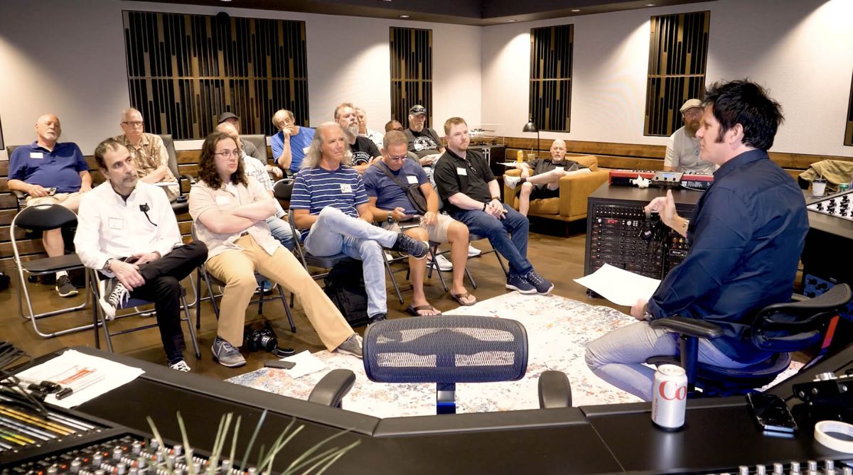 The Ultimate Tracking and Mixing Masterclass with Warren Huart and Joe Carrell - Pro Mix Academy